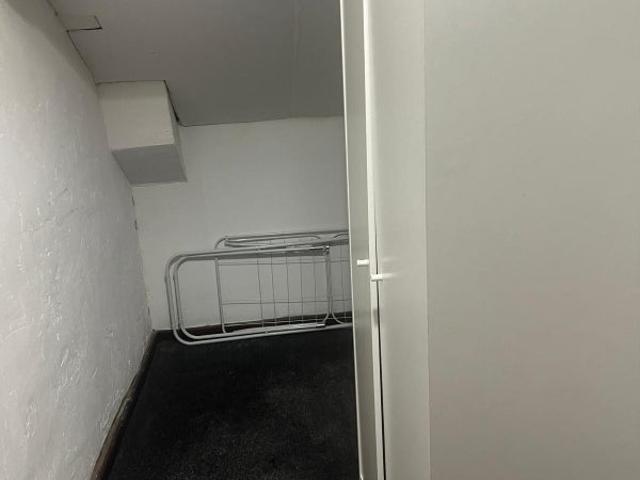 Room at Reddish Lane, Manchester