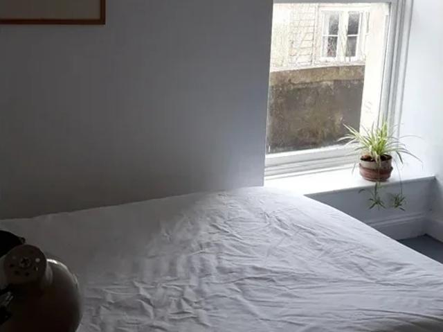 Room at Redland Road, Bristol
