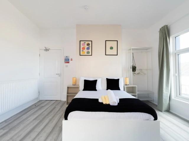 Room at Reform Street, Hull