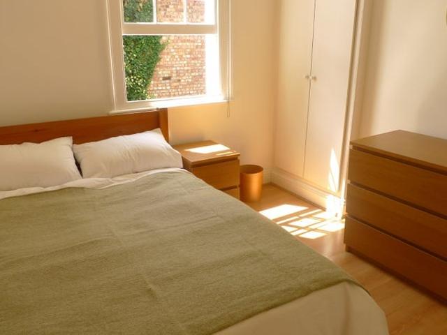 Room at Remington Street, Greater London