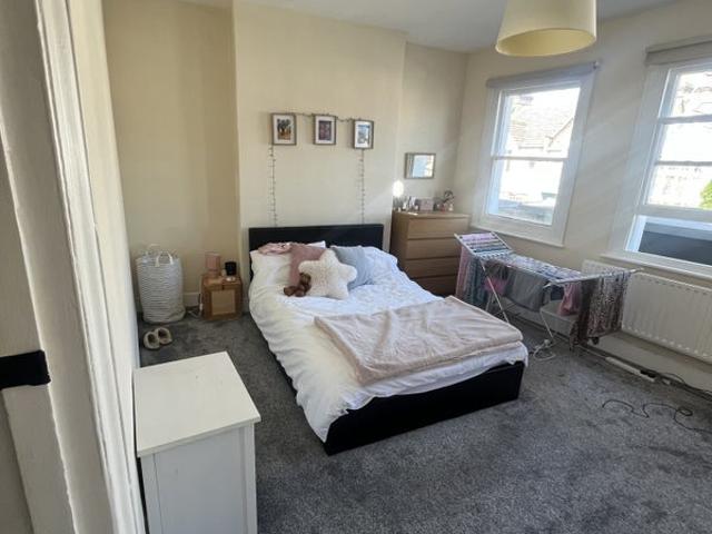 Room at Replingham Road, Greater London