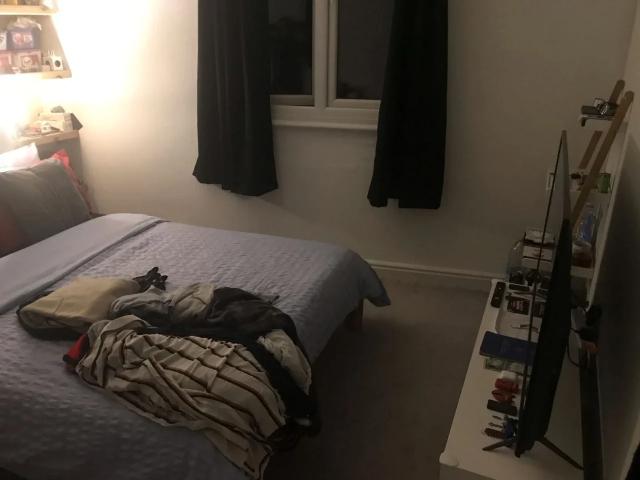 Room at Replingham Road, Greater London