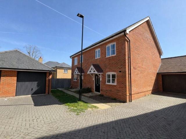 House at Rhine Way, Rushmoor