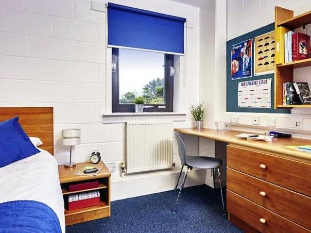 Room at Riccarton Mains Road, City of Edinburgh