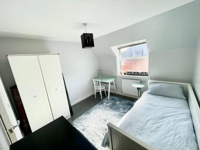 Room at Richmond Park Road, Bournemouth