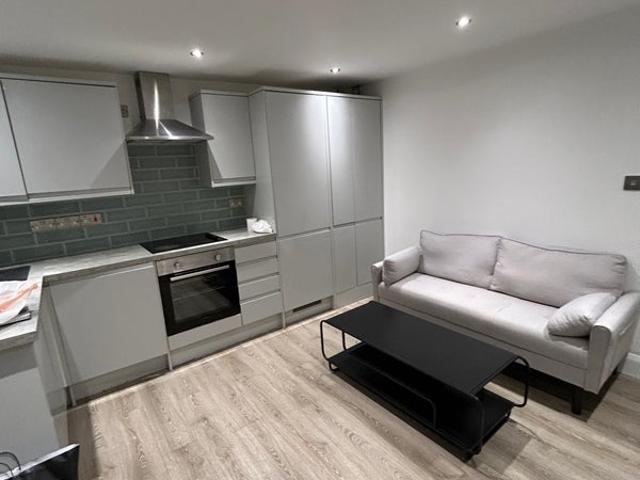 Room at Richmond Road, Cardiff