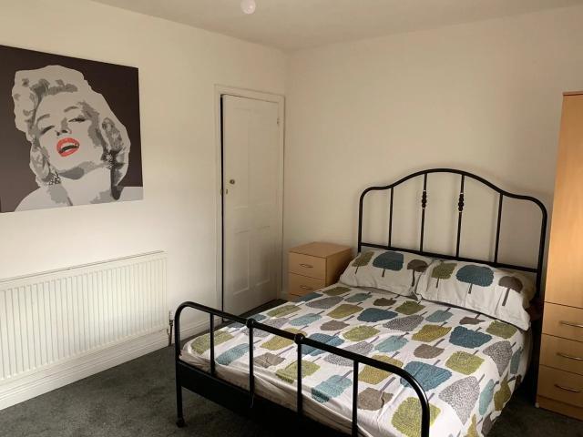 Room at Richmond Road, Gillingham