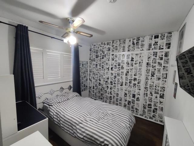 Room at Richmond Road, Greater London