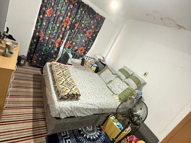 Room at Richmond Road, Dudley