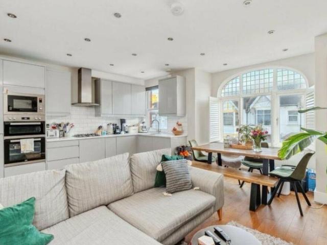Room at Ribblesdale Road, Greater London