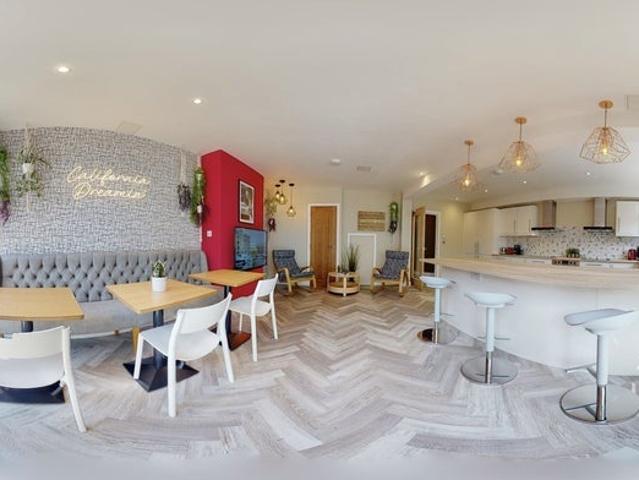 Room at Ridgeway Drive, Greater London