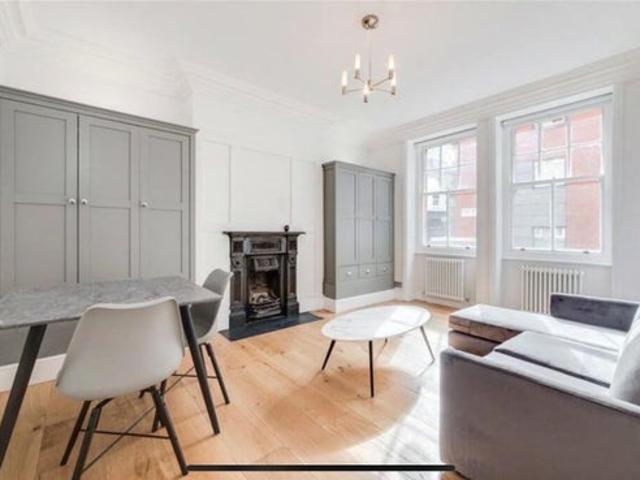 Room at Riding House Street, City of Westminster