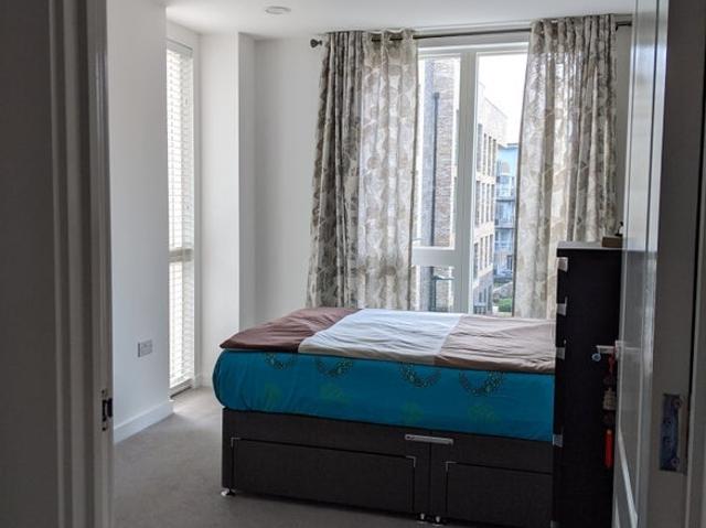 Room at Rifle Street, Greater London
