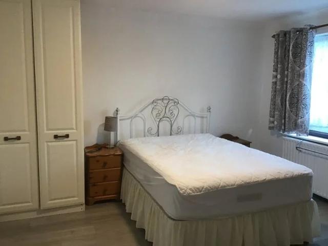 Room at Ringwood, Peterborough