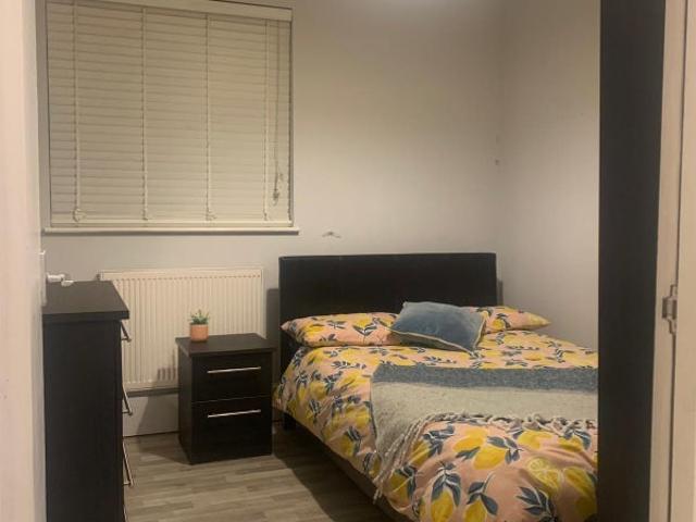 Room at Ringford Road, Greater London