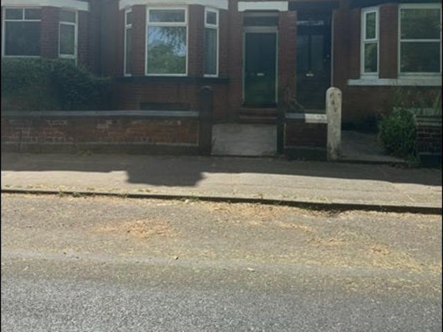Room at Rippingham Road, Manchester