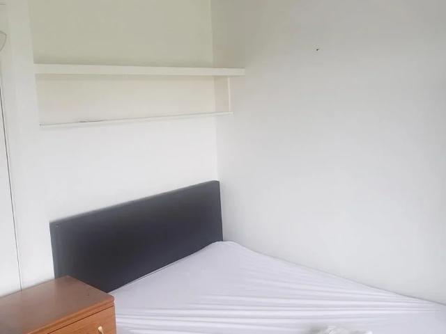 Room at River Bank, Greater London