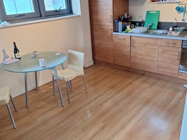 Room at River Street, Manchester
