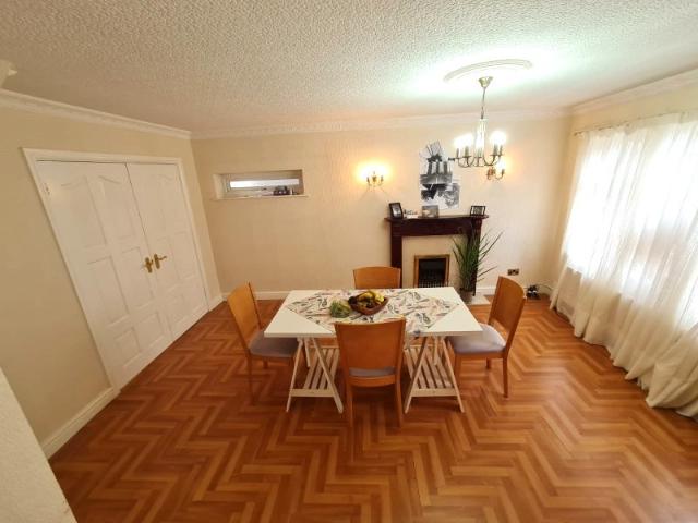 Room at Rivers Hill Gardens, Trafford