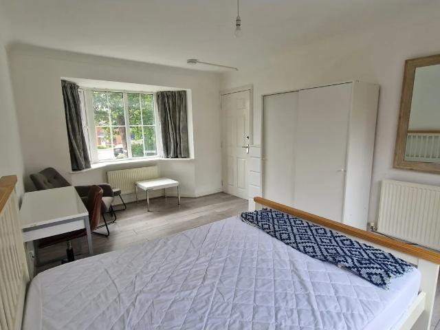 Room at Riverslea Road, Coventry
