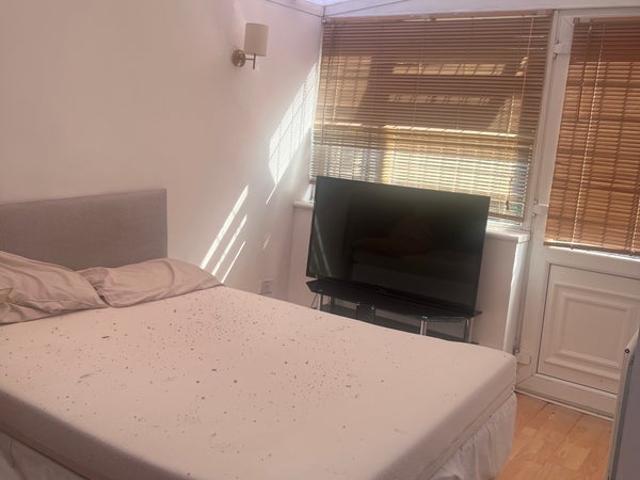 Room at Rocky Lane, Birmingham