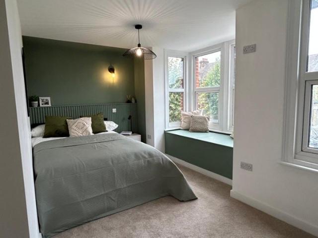 Room at Rock Avenue, Gillingham