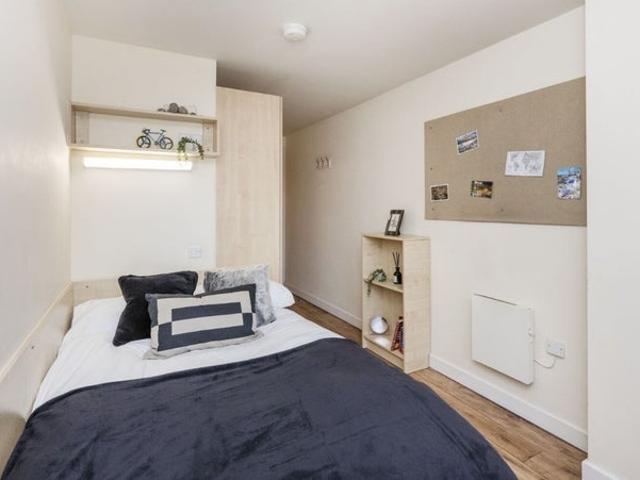 Room at Rockingham Street, Sheffield