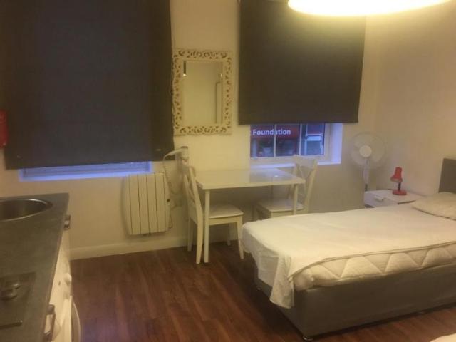 Room at Robert Street, Greater London