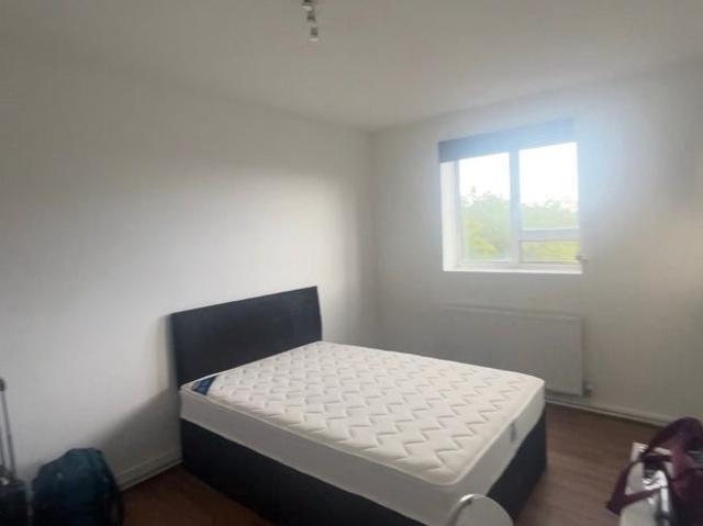 Room at Robert Street, Greater London