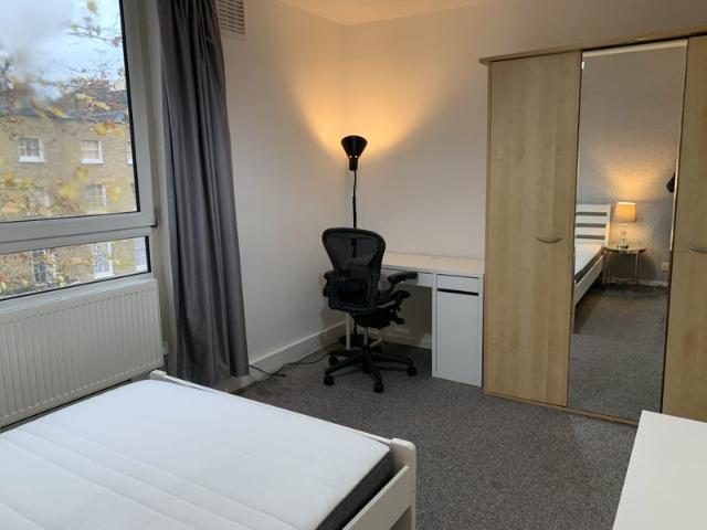 Room at Robert Street, Greater London