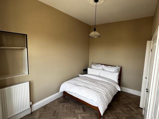 Room at Rodney Street, City of Edinburgh