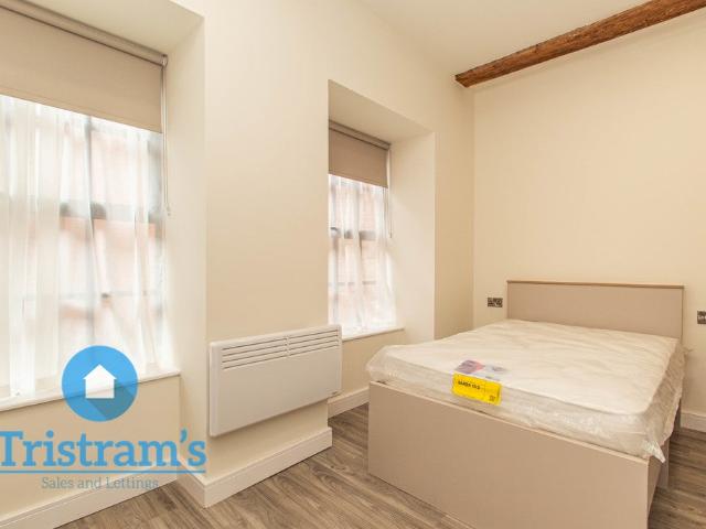 Room at Roden Street, Nottingham