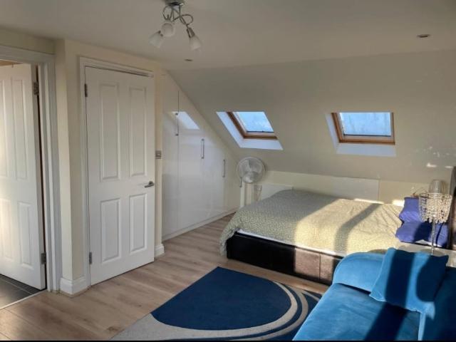 Room at Roding Lane North, London