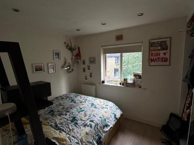 Room at Roding Mews, Greater London