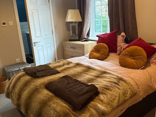Room at Rodway Road, Greater London
