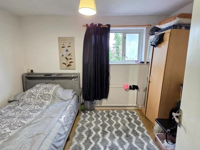 Room at Rokeby Street, Greater London