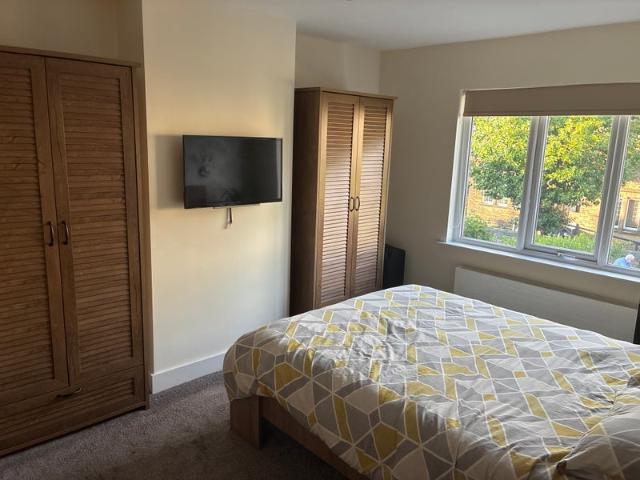 Room at Rooms Lane, Leeds