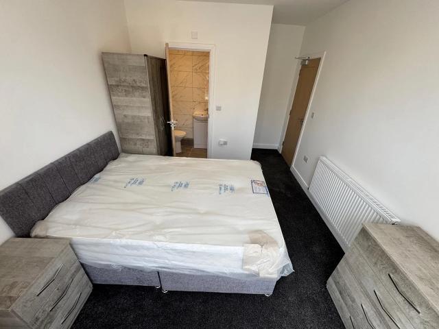 Room at Rooth Street, Sandwell