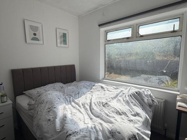 Room at Romney Avenue, Bristol