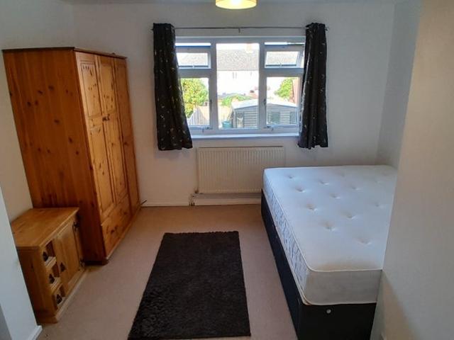 Room at Romney Road, Ipswich