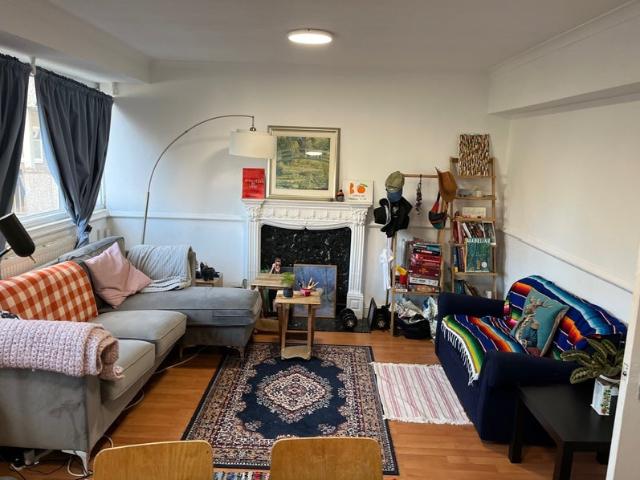 Room at Roman Road, Greater London