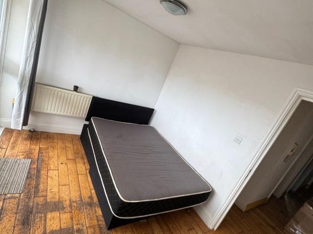 Room at Romford Road, Greater London