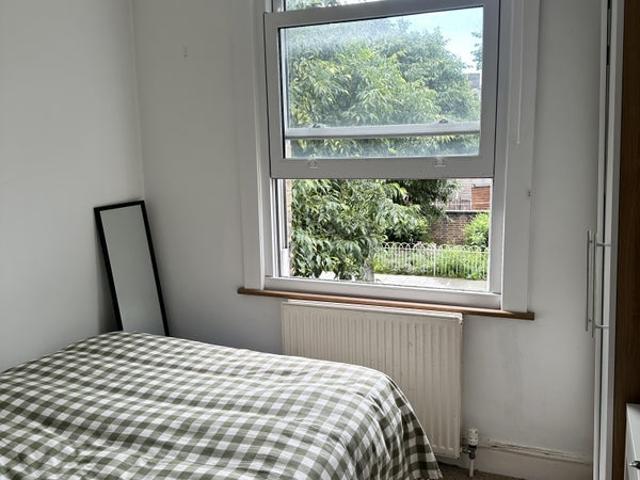 Room at Rosaline Road, Greater London