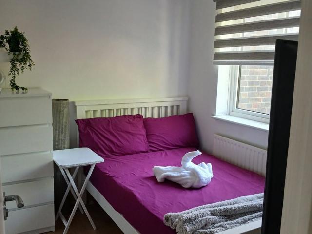 Room at Rosamond Street, Greater London