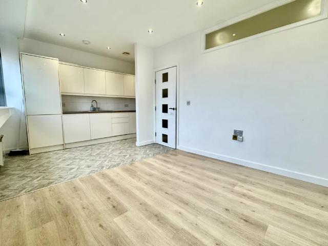 Room at Rose Lane, Norwich