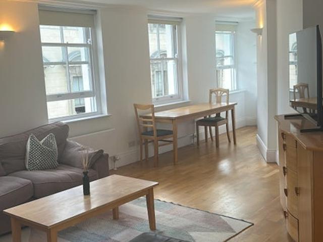 Room at Rose Street, City of Westminster