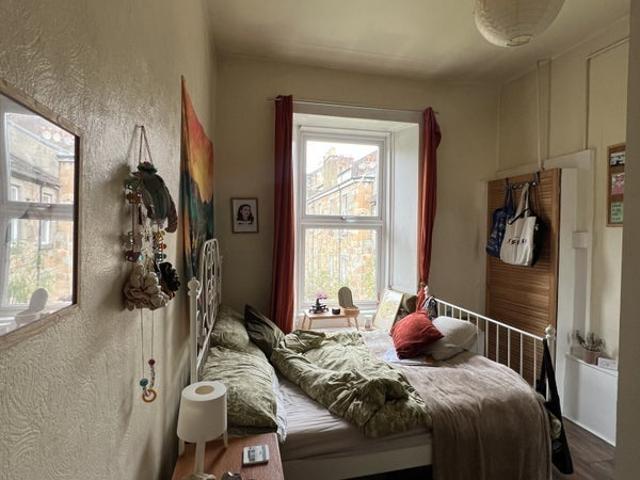 Room at Rose Street, Glasgow