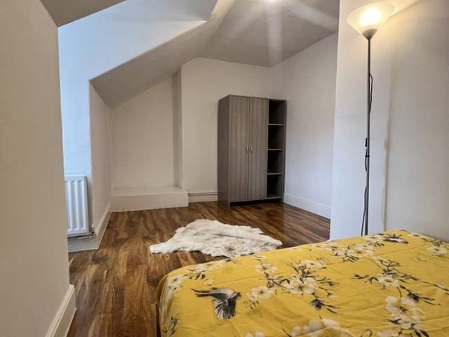 Room at Rose Street, Sunderland