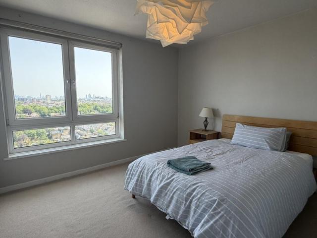 Room at Rosebank, Greater London