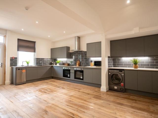 Room at Rosebank Road, Leeds